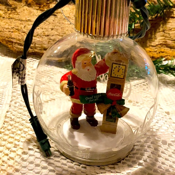 Coca Cola | Holiday | Coca Cola Radiant Light Up Ornament | Poshmark
